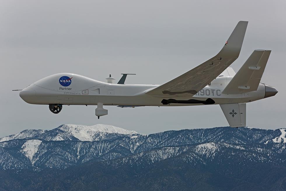 General Atomics demos MQ-9B UAV flying in national airspace for NASA ...